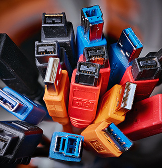 IQ Series Digital Back Tethering - USB3 vs Firewire - Capture Integration