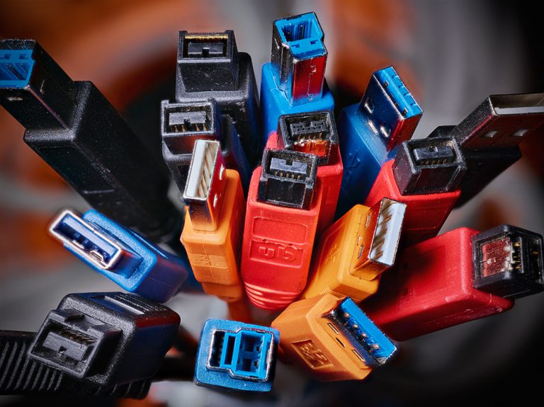 IQ Series Digital Back Tethering - USB3 vs Firewire - Capture Integration