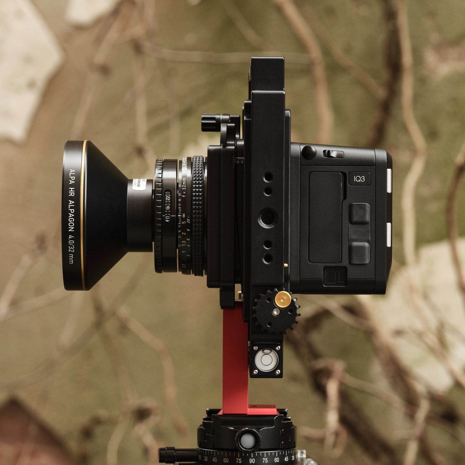 Alpa 12 Camera Systems : Benefits of a Square Lens Mount - Capture ...